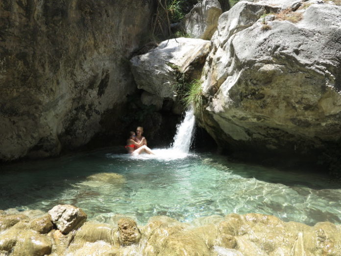 Río Chillar: ¡Se moja en este sendero! - Nerja Blog